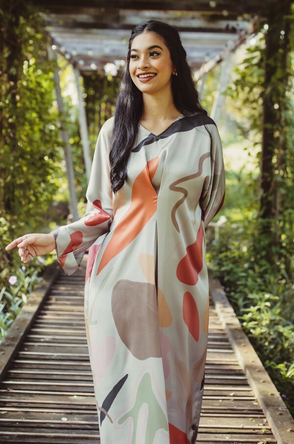 DANELA PRINTED KAFTAN (SILVER GREY) - Maroon Red