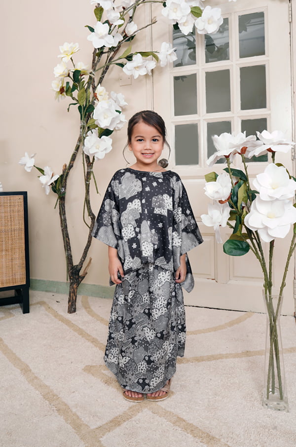 TAEJA PAREO SET KIDS (BLACK) - Maroon Red